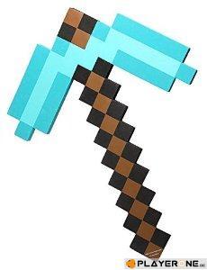 MINECRAFT - Diamond Foam Pickaxe : ShopForGeek.com: Figurines Minecraft