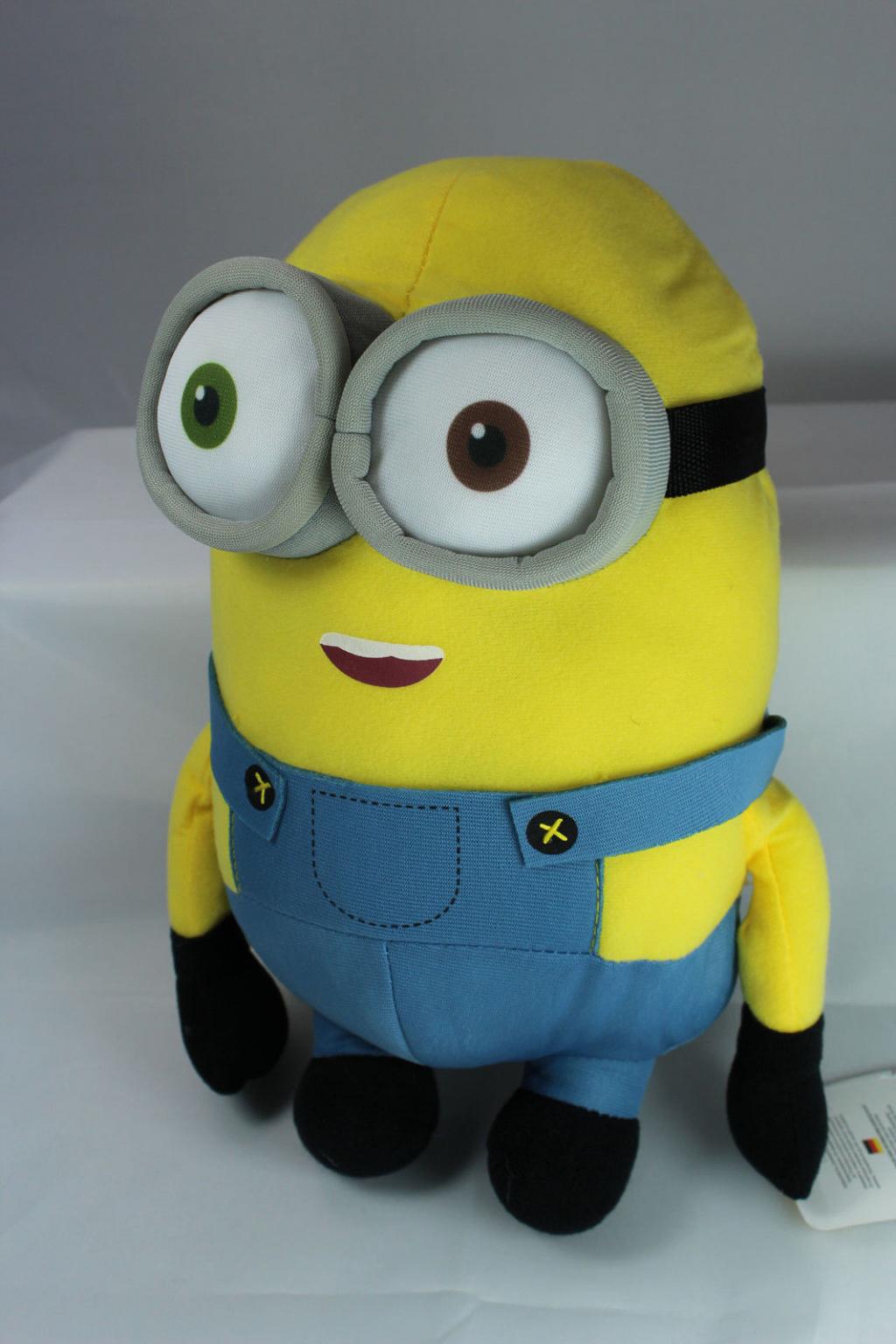 MINIONS - Plush 28 cm - Despicable Me 2 - Pack of 3 : ShopForGeek.com ...