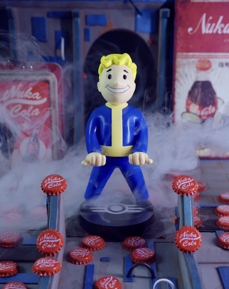 FALL OUT - Vault Boy - Controller & Phone Support - 20cm : ShopForGeek.com: Figurita Exquisite ...