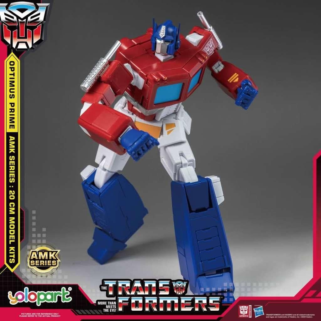 TRANSFORMERS GENERATION ONE - Optimus Prime - Model Kit 20cm ...