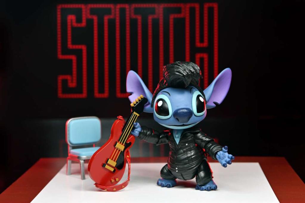 LILO & STITCH - Stitch "Singer Elvis" - Ultimate Figure 8cm ...