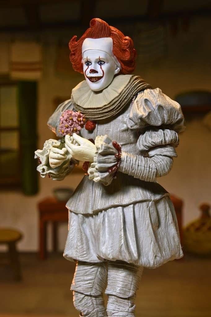 WELCOME TO DERRY - Bob as Pennywise - Ultimate Figure 17cm ...