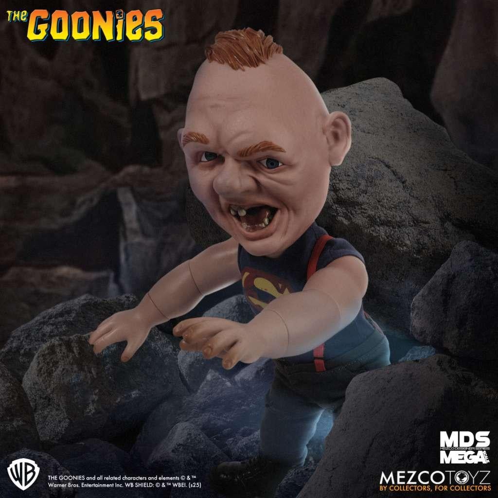 LES GOONIES - Sinok - Poupée MDS Mega Scale Talking 38cm : ShopForGeek ...