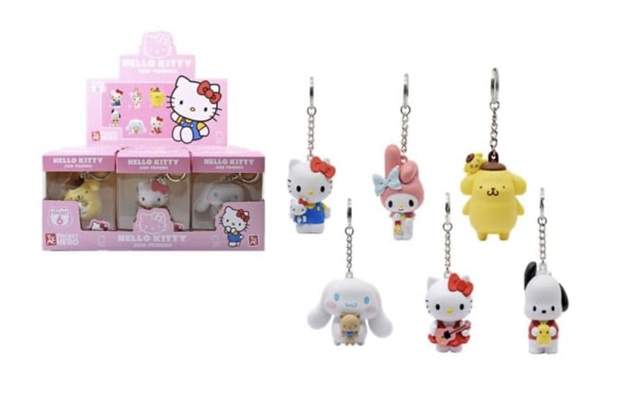 HELLO KITTY - Pocket Hero - Assortiment 12 Keychain WINDOW BOX 6-7cm ...