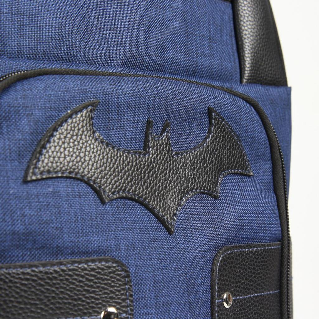 DC COMICS - Batman - Backpack : ShopForGeek.com: Tasche Cerda DC Comics