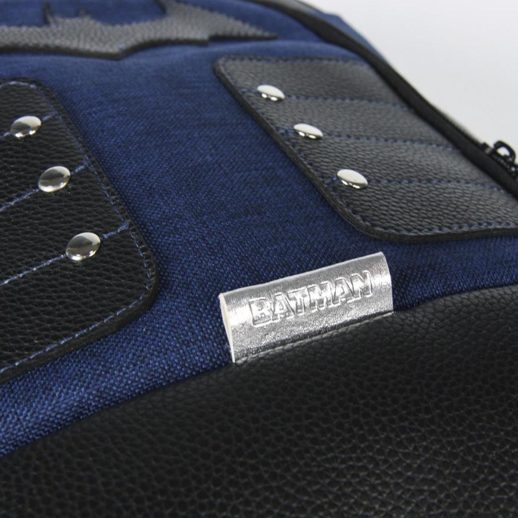 DC COMICS - Batman - Backpack : ShopForGeek.com: Tasche Cerda DC Comics