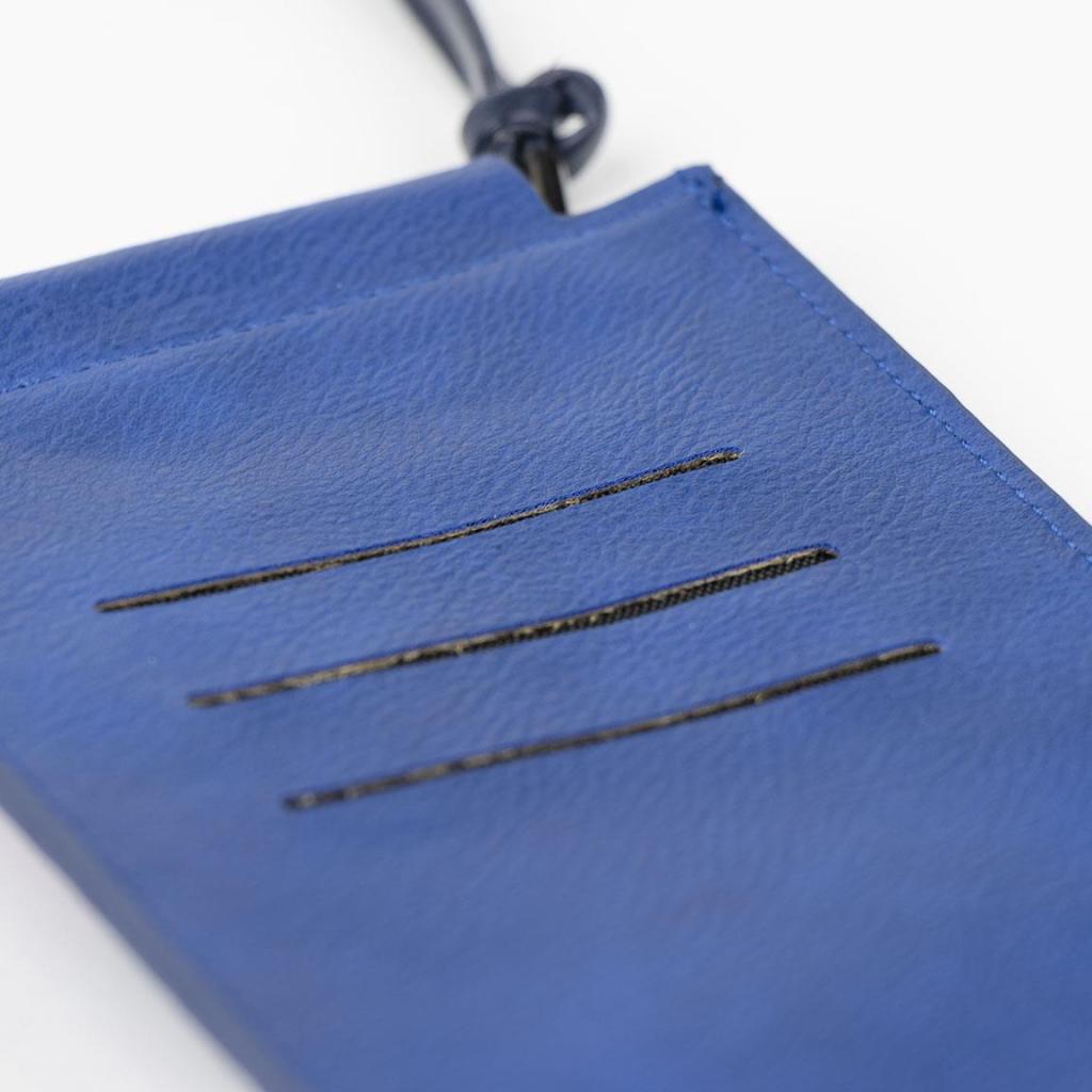 STITCH - Phone Case with Cord : ShopForGeek.com: Bag Cerda DISNEY