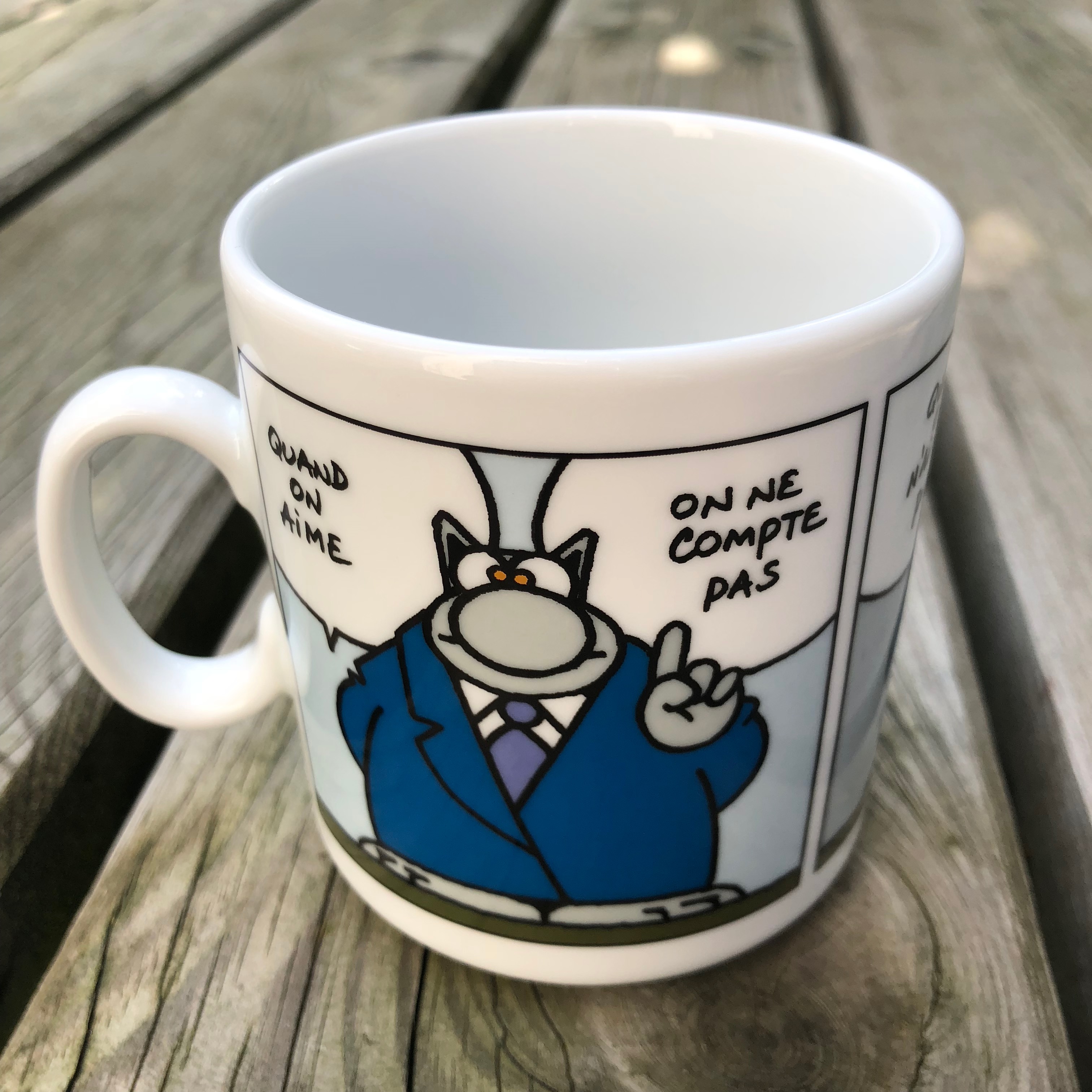 LE CHAT - Mug 300 ml - Quand on aime, on ne compte pas : ShopForGeek ...