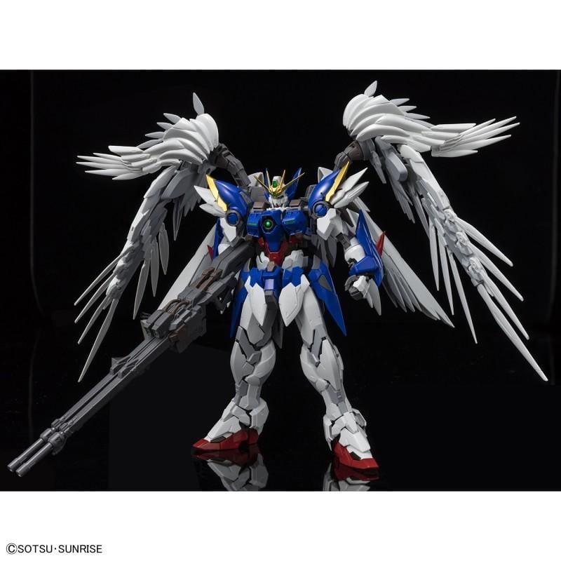 GUNDAM - Hi-Resolution Model Wing Gundam Zero EW 1/100 - Model Kit ...