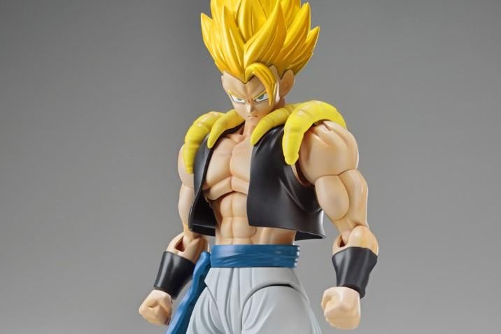 DRAGON BALL Z - Figure-rise Standard Super Saiyan Gogeta - Model Kit ...