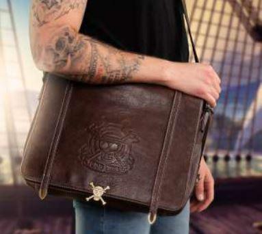 ONE PIECE - Straw Hat Crew - Crossbody Bag '38x30.5x5cm' : ShopForGeek ...
