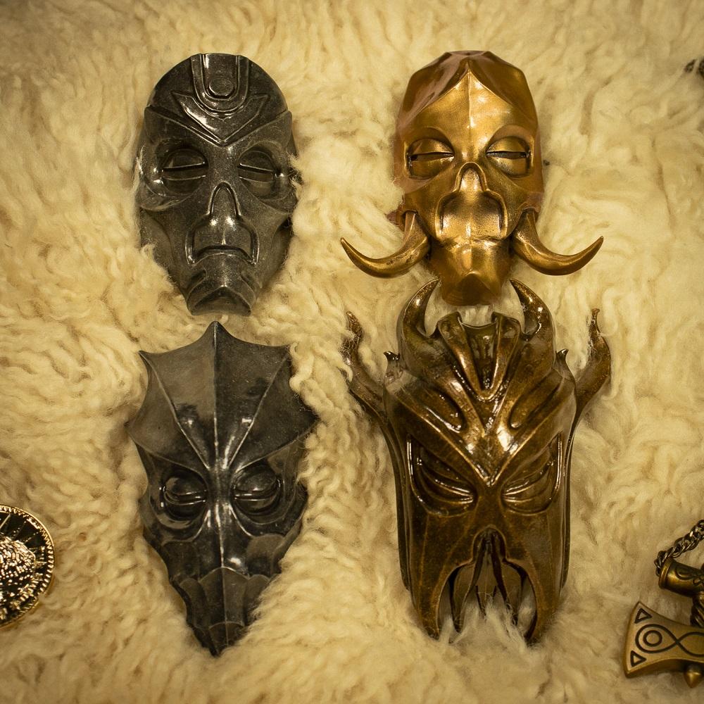 ELDER SCROLLS V - SKYRIM - Set of 4 Dragon Priest Masks : ShopForGeek ...