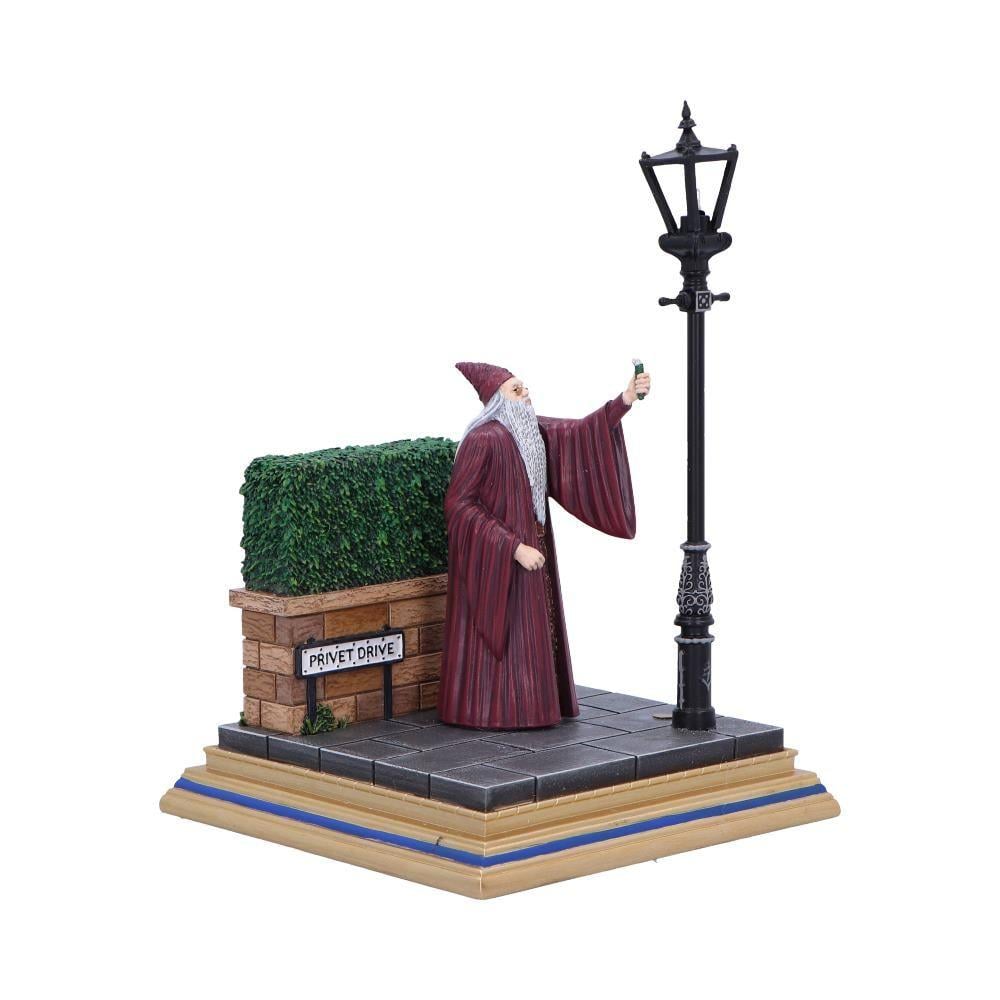 HARRY POTTER - Privet Drive - Light Up Figurine : ShopForGeek.com ...