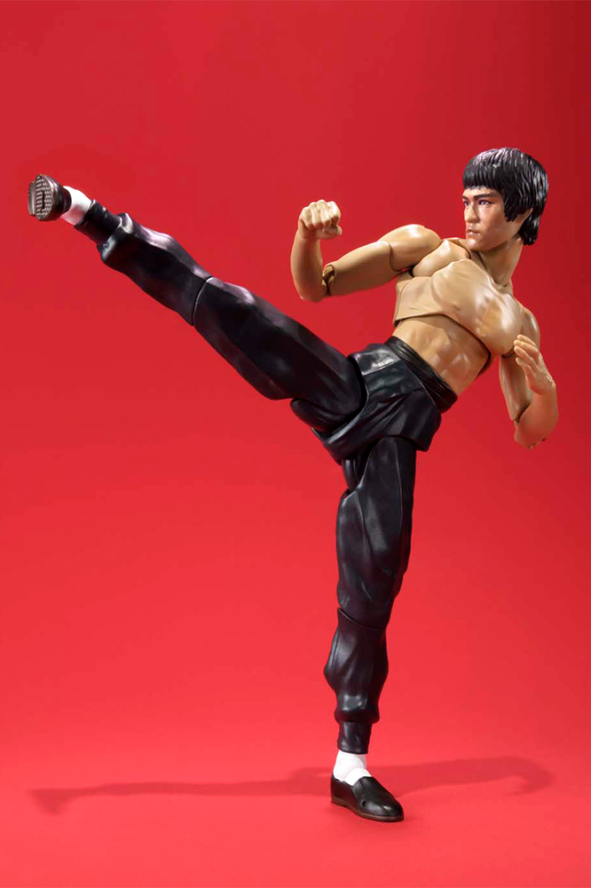 BRUCE LEE - Bruce Lee Action Figure S.H.Figuarts (Bandai) : ShopForGeek ...