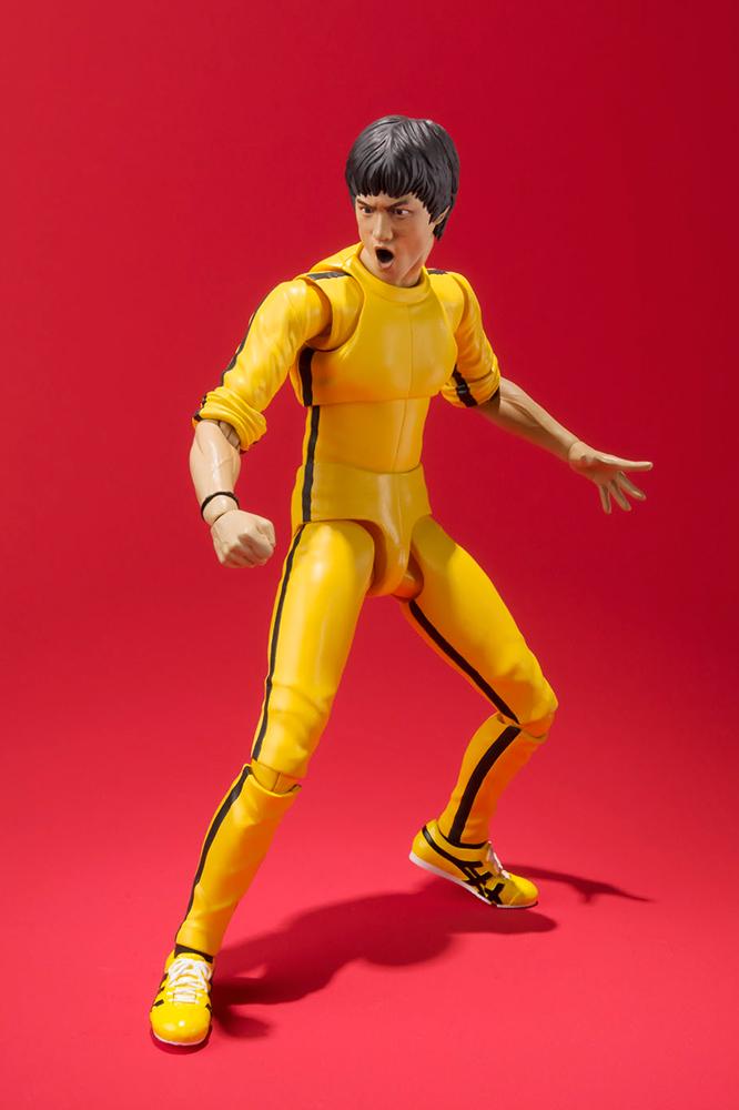 BRUCE LEE - Bruce Lee Yellow Suit Action Figure S.H.Figuarts (Bandai ...