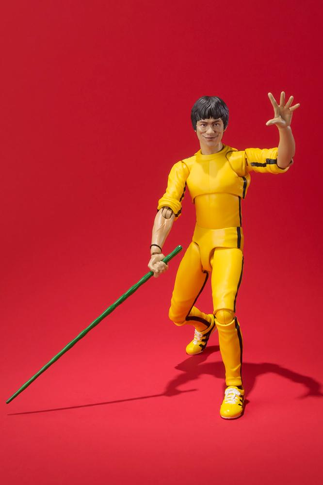 BRUCE LEE - Bruce Lee Yellow Suit Action Figure S.H.Figuarts (Bandai ...