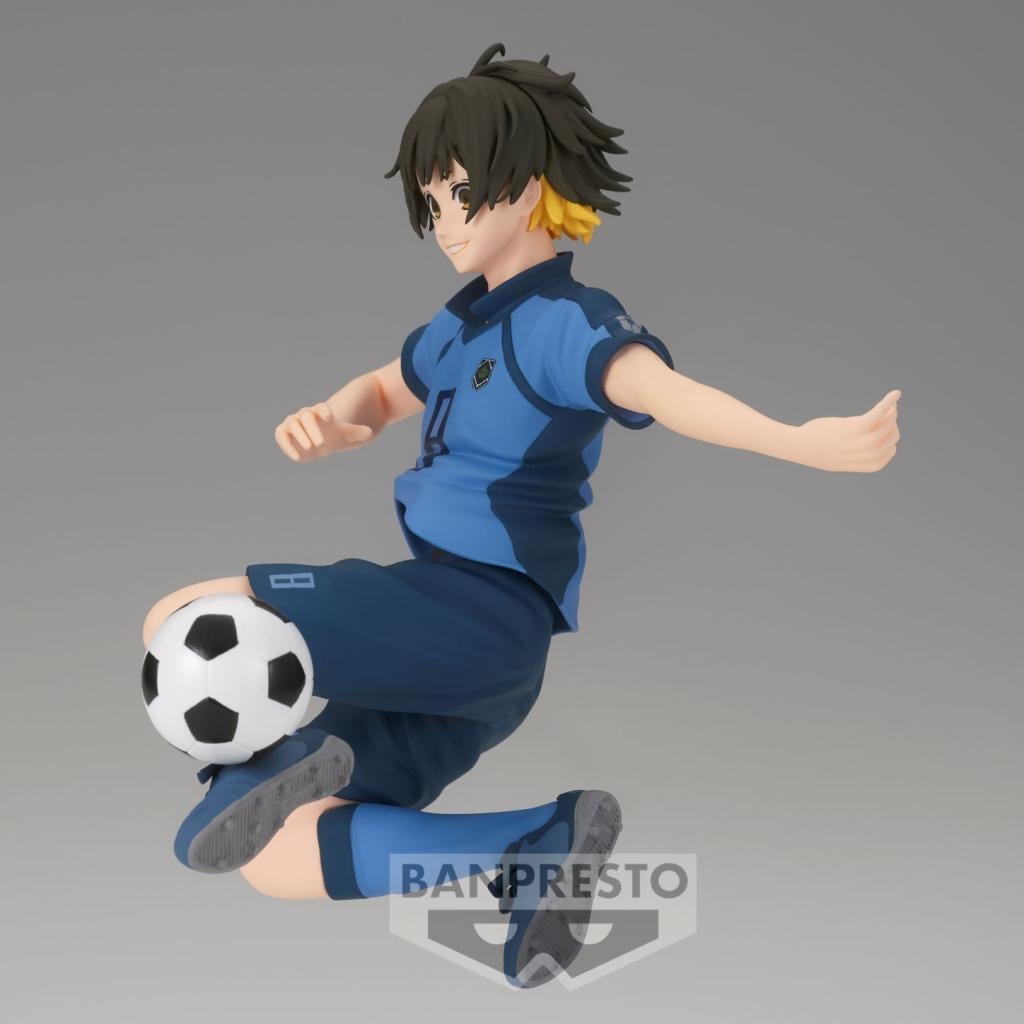 BLUE LOCK - Meguru Bachira - Figure 12cm : ShopForGeek.com: Figurines ...