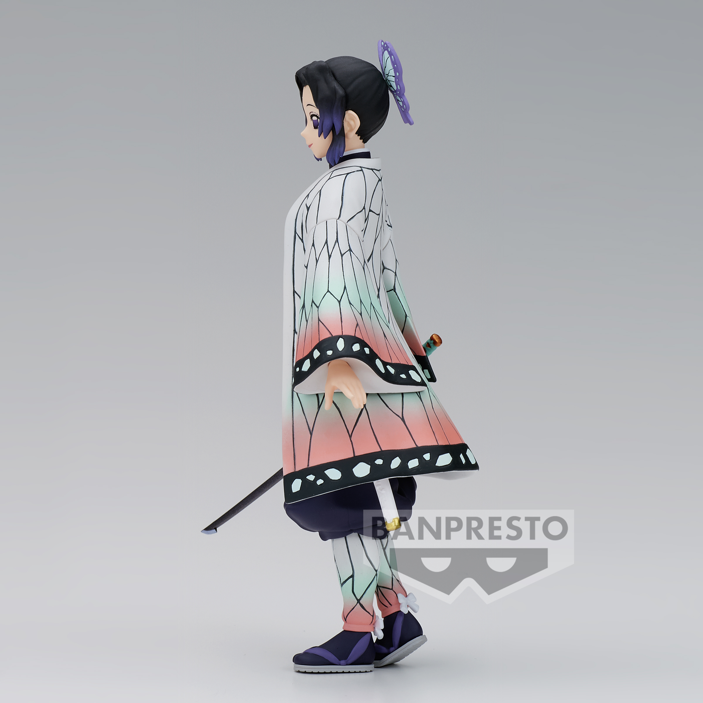 DEMON SLAYER - Shinobu Kocho - Figure 15cm : ShopForGeek.com: Figurines ...