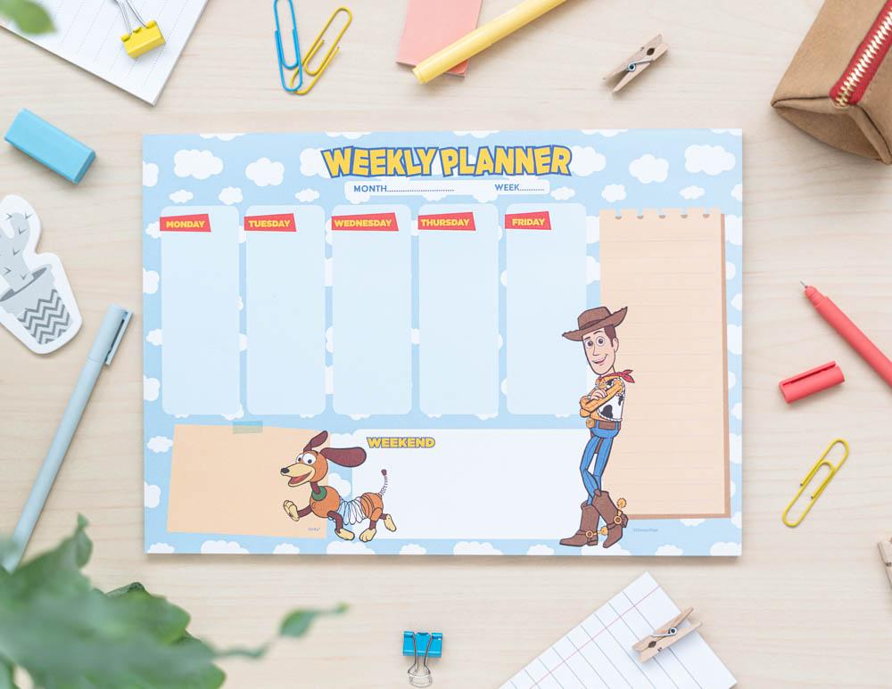 TOY STORY - Weekly Planner - A4 Bloc Note : ShopForGeek.com: Notebook ...