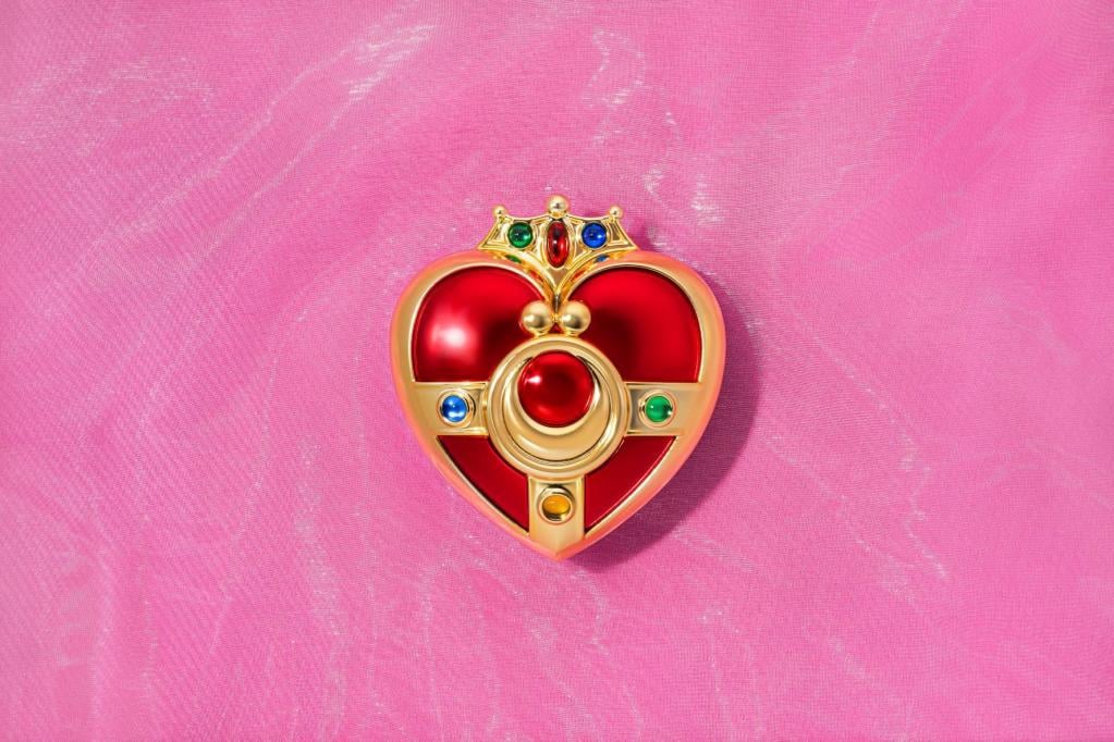 SAILOR MOON - Cosmic Heart Compact (Brilliant Color) - Replica 10cm ...
