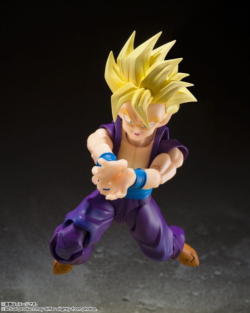 DRAGON BALL Z - Super Saiyan Son Gohan - Figure S.H. Figuarts 11cm : ShopForGeek.com: Figuren ...