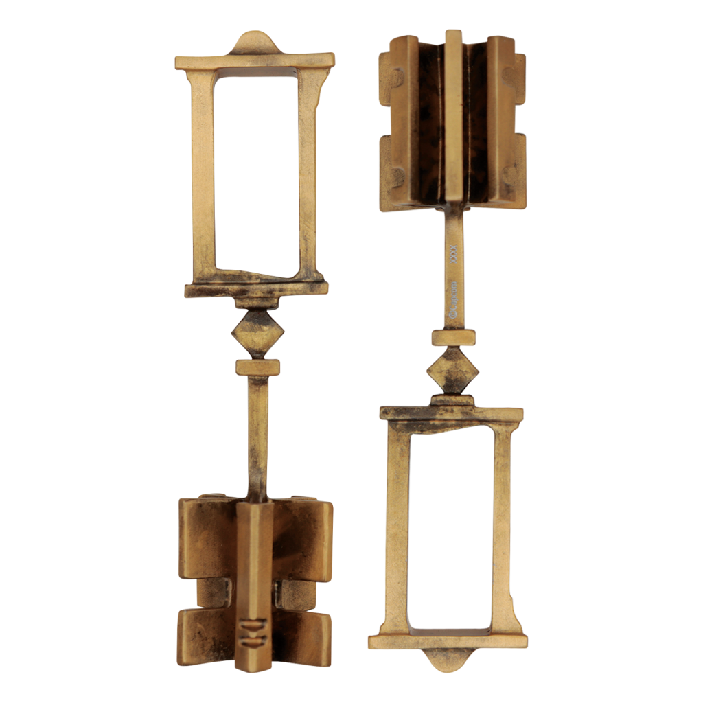 RESIDENT EVIL 4 - Wayshrine - Key Replica Limited Edition - 12cm ...