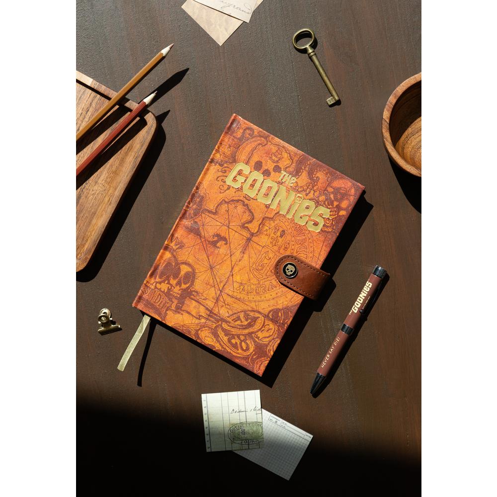 GOONIES - Logo - Notebook + Projector Pen Set - Size A5 : ShopForGeek.com: Stationery Grupo Erik ...