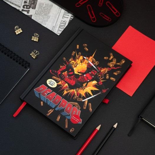 DEADPOOL - Light-Up Premium Notebook - Size A5 : ShopForGeek.com ...