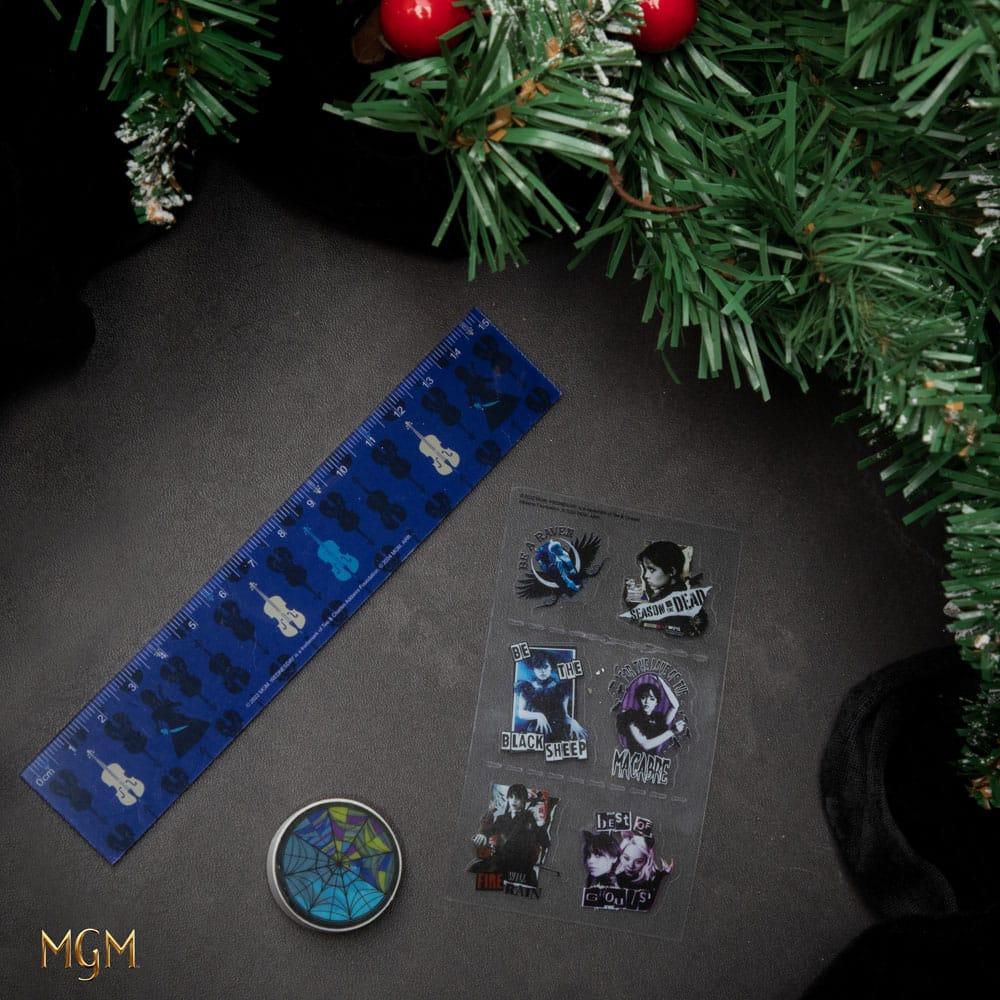 WEDNESDAY - Advent Calendar 2024 : ShopForGeek.com: Kalender ...