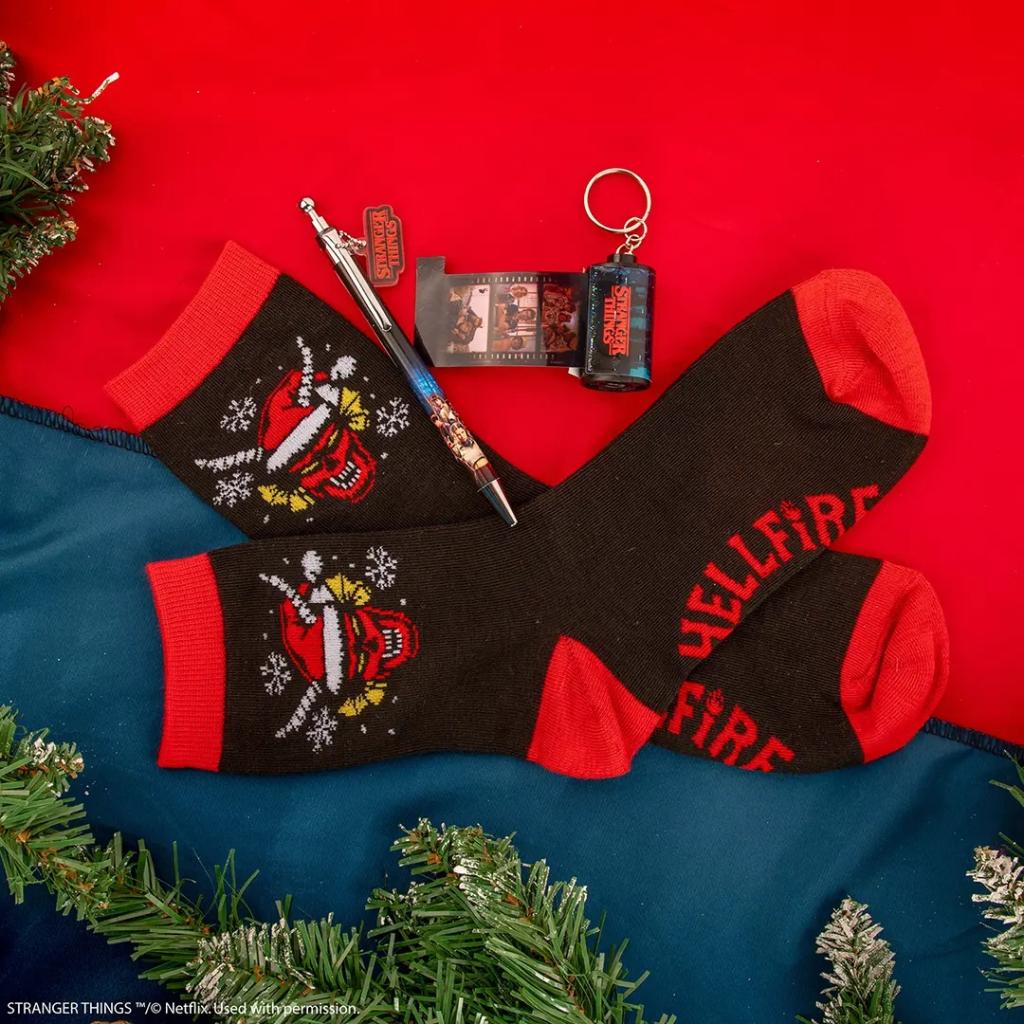 STRANGER THINGS - Deluxe Advent Calendar 2025 : ShopForGeek.com ...