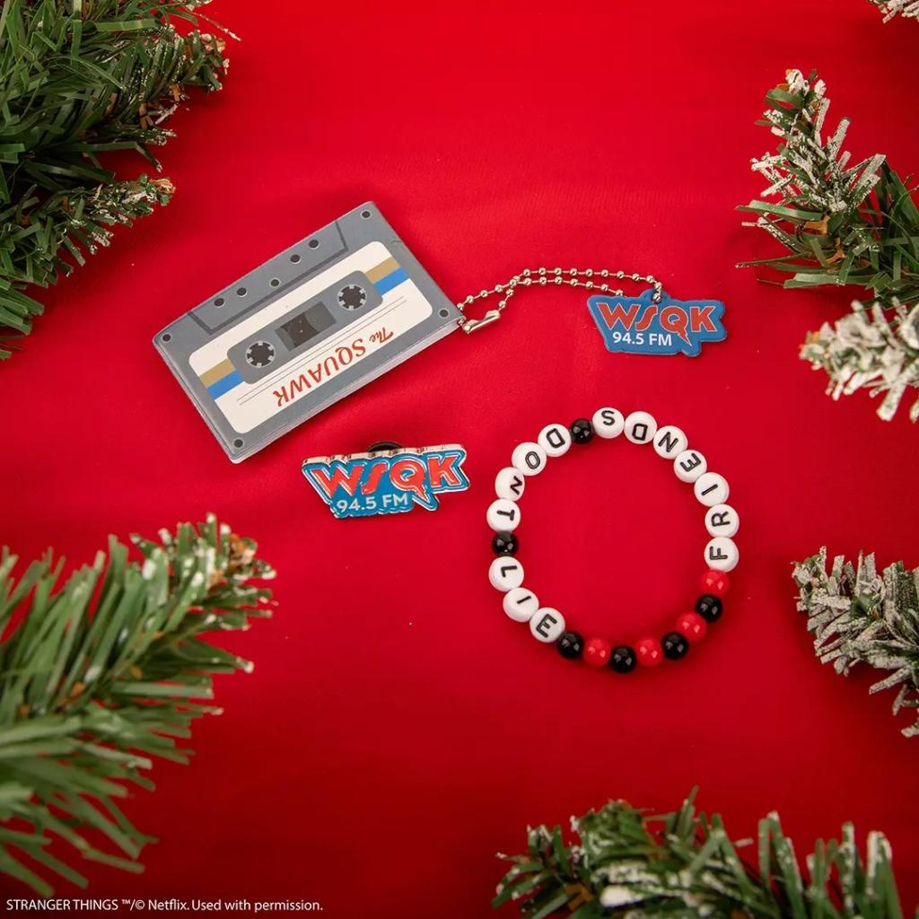 STRANGER THINGS - Deluxe Advent Calendar 2025 : ShopForGeek.com ...