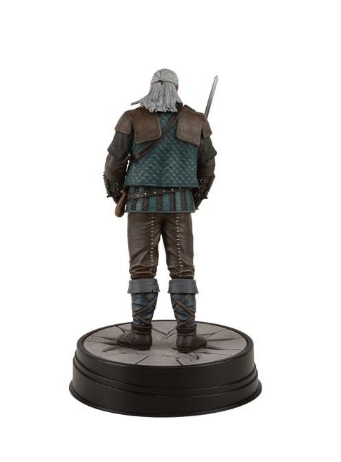 THE WITCHER 3 WILD HUNT - Vesemir - Statue 21cm : ShopForGeek.com ...