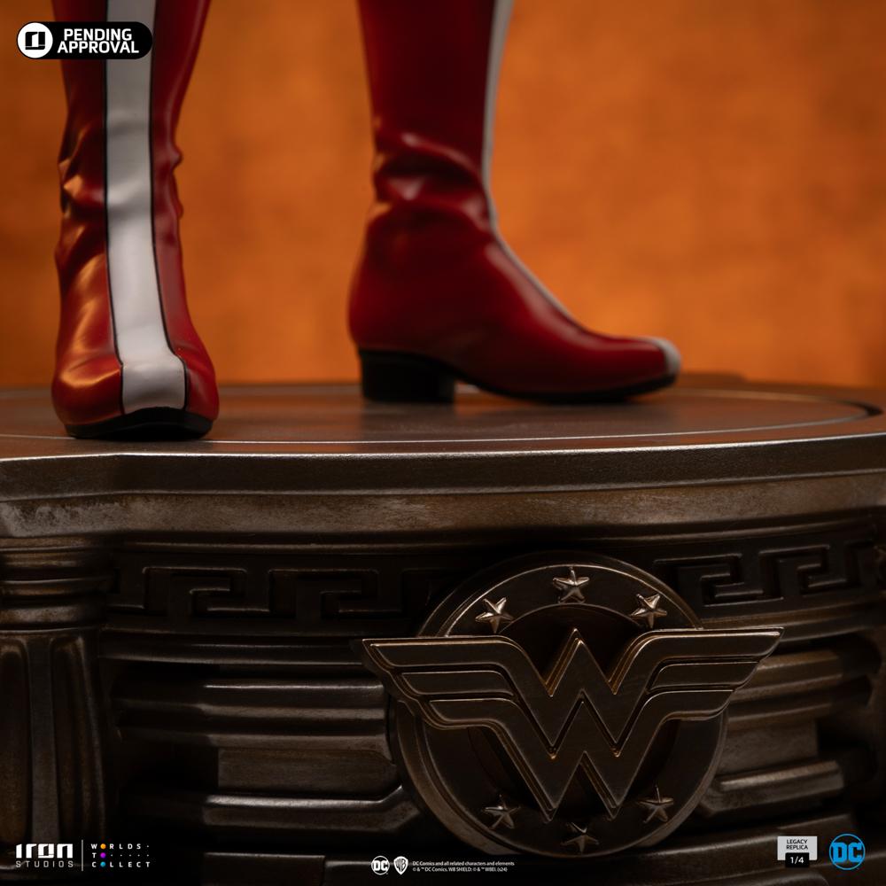DC - Wonder Woman - Statuette Legacy Replica 1/4 55.6cm : ShopForGeek ...