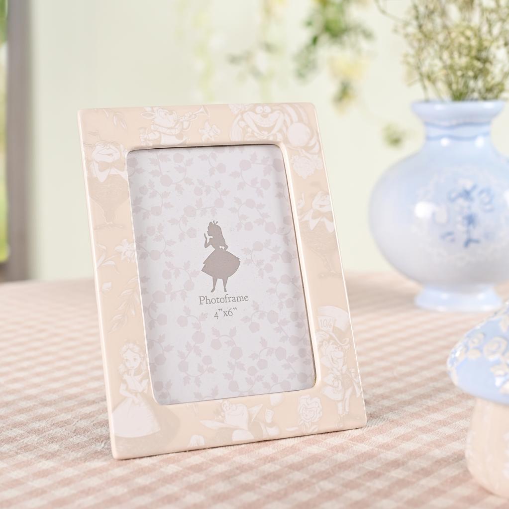 ALICE IN WONDERLAND - Alice - Photo Frame : ShopForGeek.com: HOME Deco ...