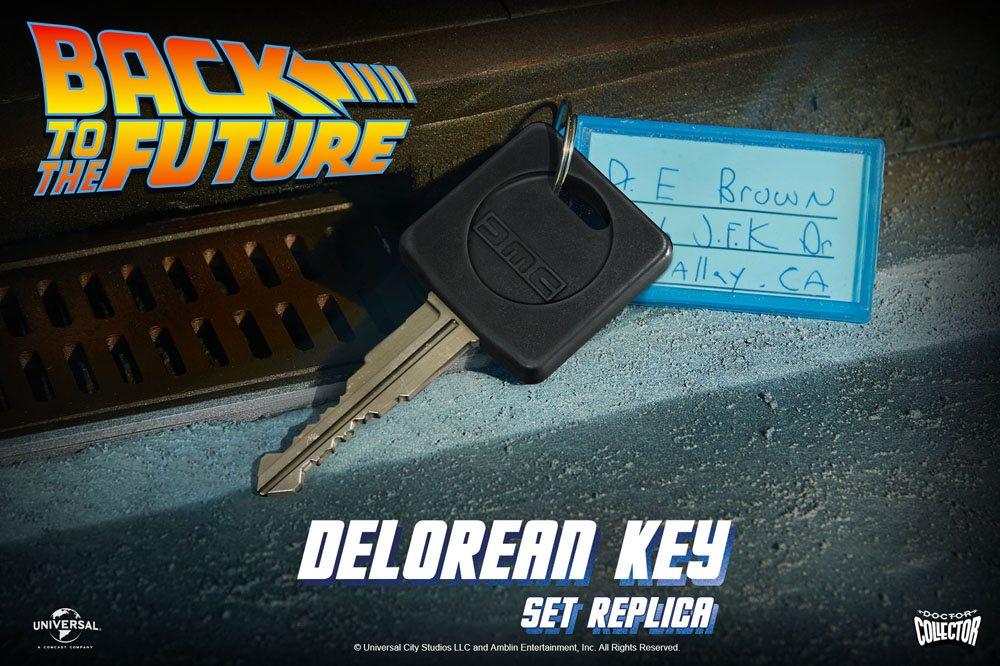 BACK TO THE FUTURE - Replica of the DeLorean's Car Key : ShopForGeek ...