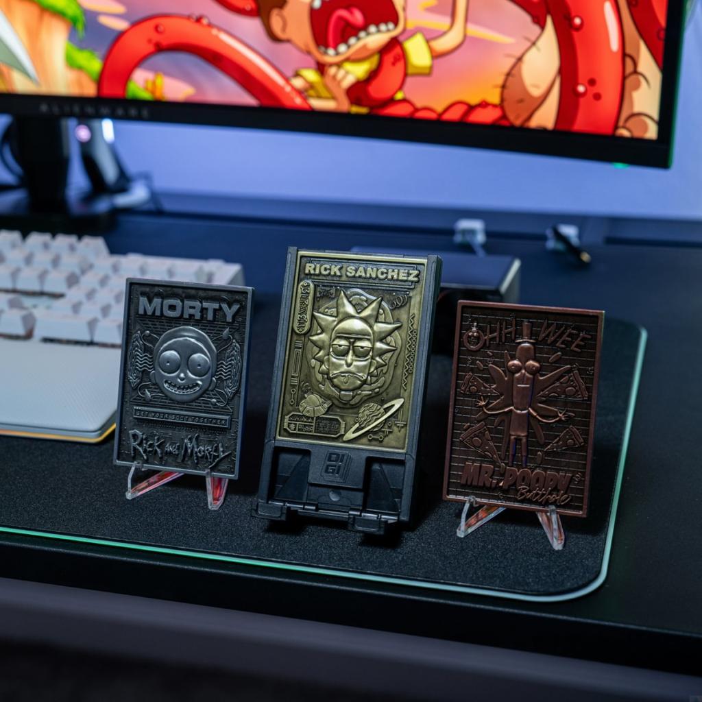 RICK & MORTY - Starter Pack of 3 Digiplates + Interchangeable Stand ...