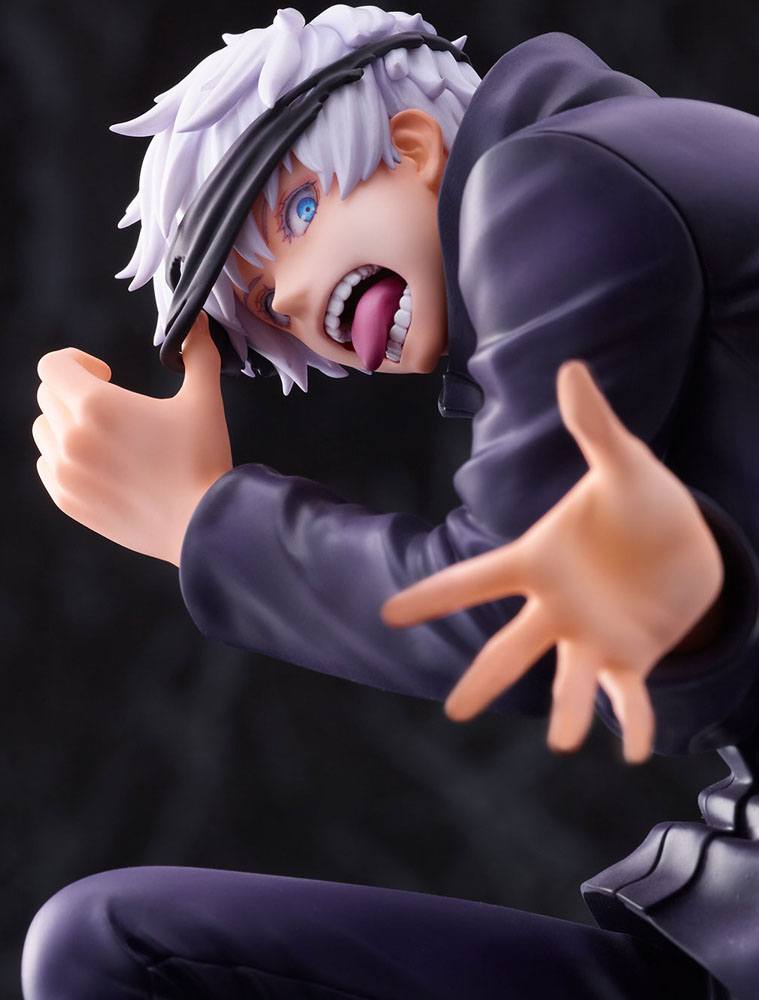 JUJUTSU KAISEN - Saturo Gojo - Statue 21cm : ShopForGeek.com: Figurines ...