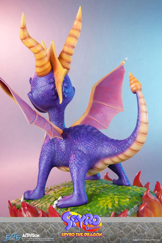 ACTIVISION - Spyro The Dragon Statue - 38cm : ShopForGeek.com: Figurine ...