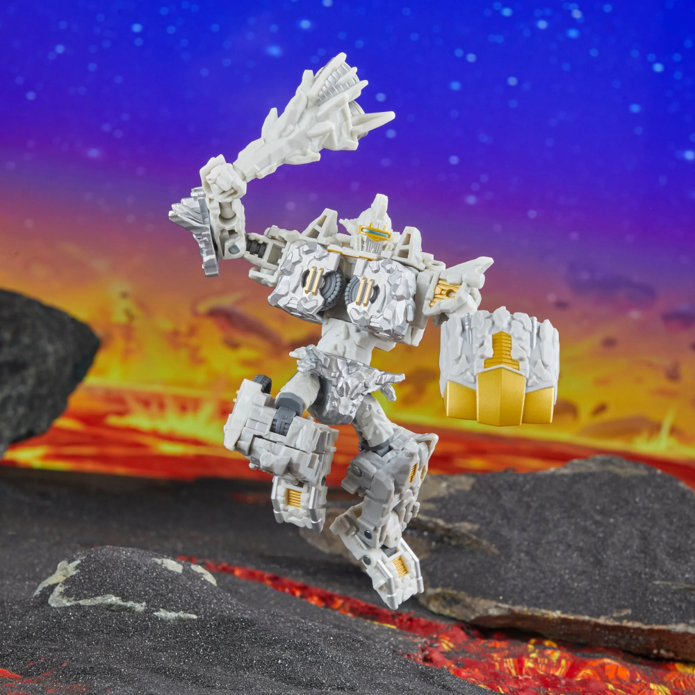 TRANSFORMERS -Infernac Universe Nucleus -Fig. United Deluxe Class 14cm ...