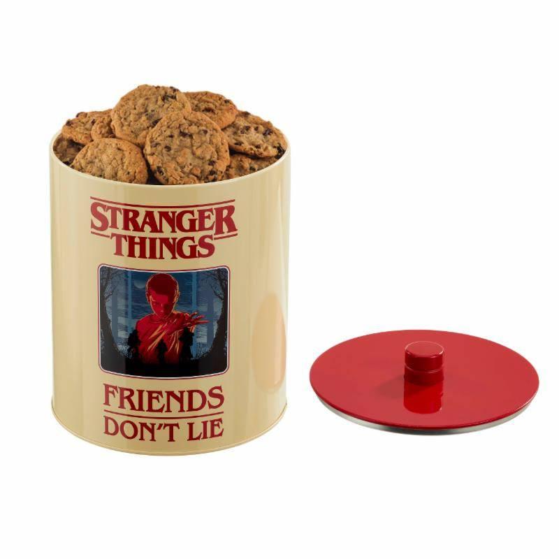STRANGER THINGS - Tin - Retro Poster : ShopForGeek.com: Article de ...