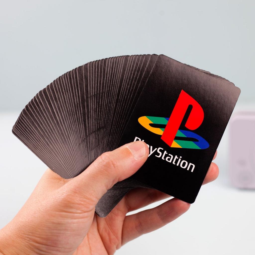PLAYSTATION - Playing Cards : ShopForGeek.com: Card game Paladone ...