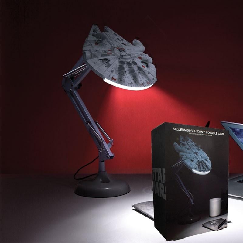 STAR WARS - Lampe de Bureau - Millennium Falcon : ShopForGeek.com ...
