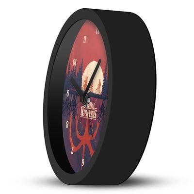 STRANGER THINGS - Upside Down - Desk Clock 16cm : ShopForGeek.com ...