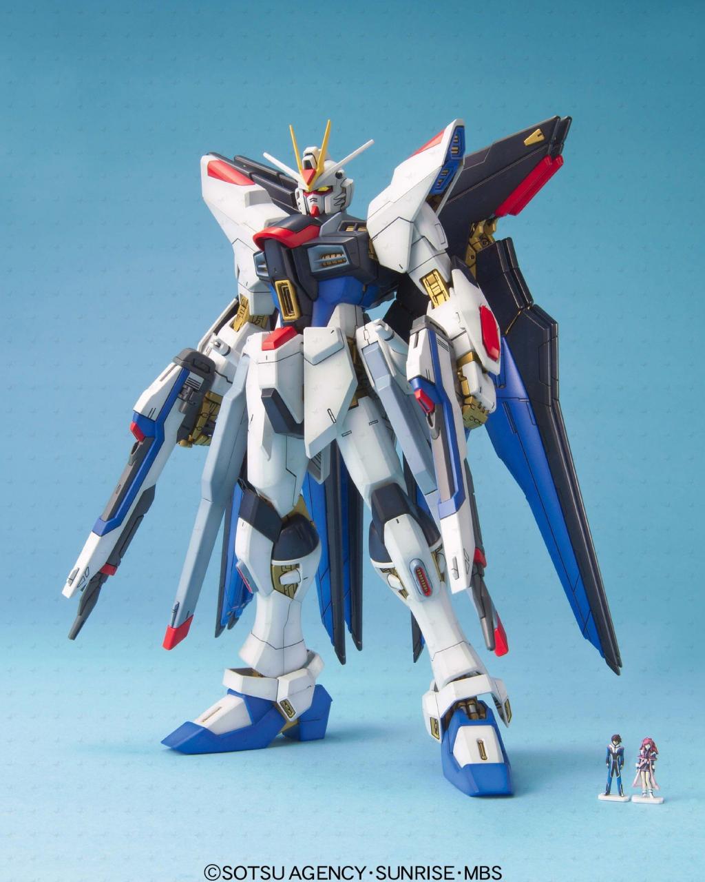 GUNDAM - Model Kit - MG 1/100 - Strike Freedom Gundam - 18 CM ...