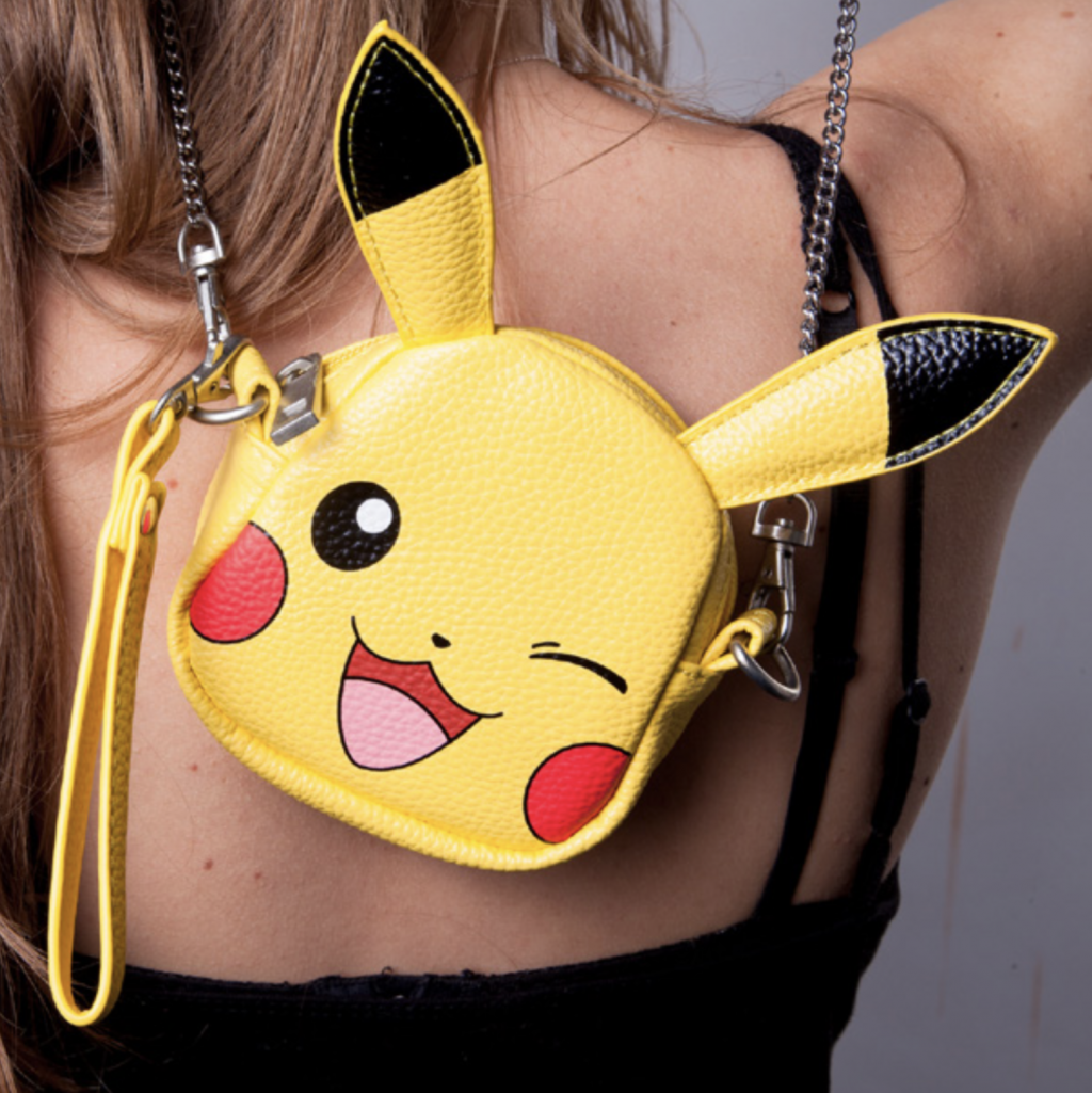 POKEMON - Shaped Girls Pouch - Pikachu : ShopForGeek.com: Gaming ...