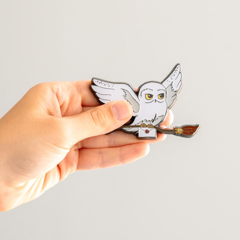 HARRY POTTER - Hedwig - Metal Magnet 7cm : ShopForGeek.com: Magnet ...