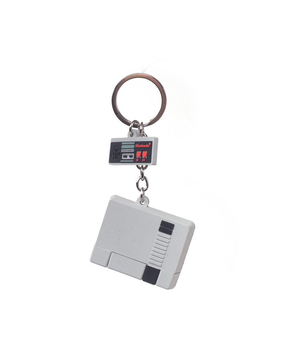 NINTENDO - NES 3D - Rubber Keychain : ShopForGeek.com: Keyring Difuzed ...