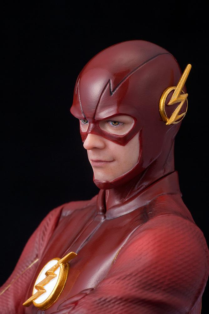 DC COMICS - Flash ARTFX Statue - 19cm : ShopForGeek.com: Figurines ...