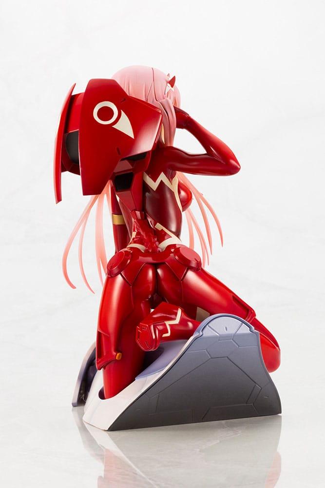 DARLING IN THE FRANXX - Zero Two - Statue 1/7 17cm : ShopForGeek.com ...