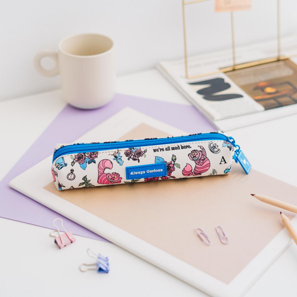 ALICE IN WONDERLAND - Square Pencil Case : ShopForGeek.com: Estuche ...